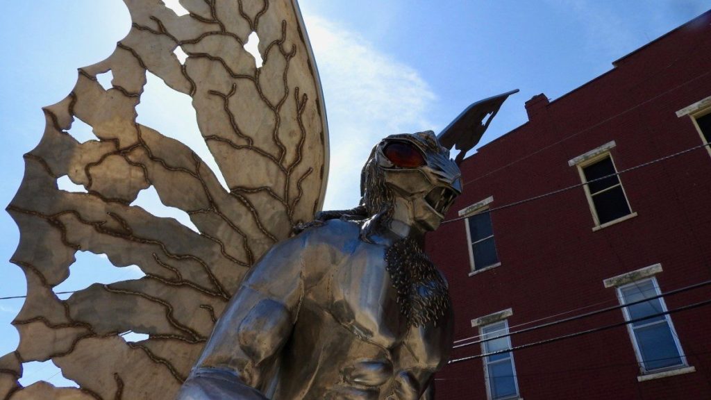 Shin Megami Tensei V - Demon Showcase Vol.014 (Mothman) e analisi